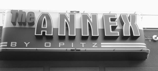 annex-banner-bg - Opitz Outlet